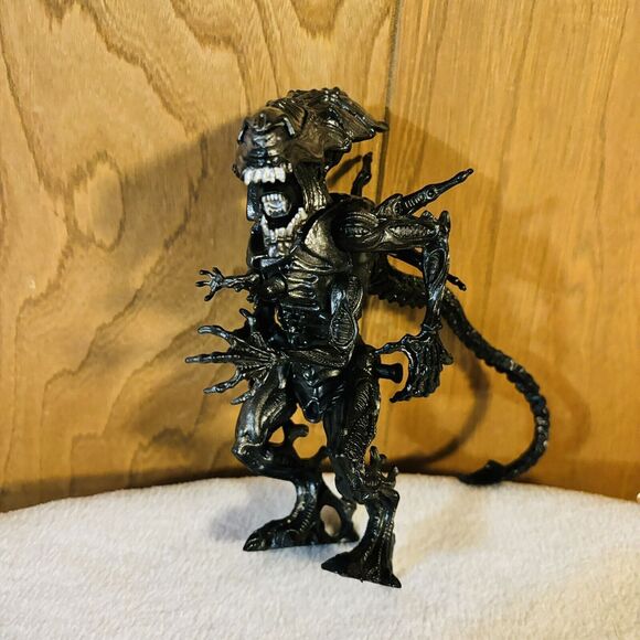No Brand | Toys | Vintage Kenner 992 Aliens Special Deluxe Alien Queen ...